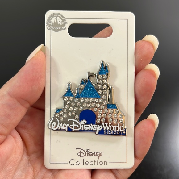 Disney | Accessories | Disney Parks Cinderellas Castle Pin | Poshmark